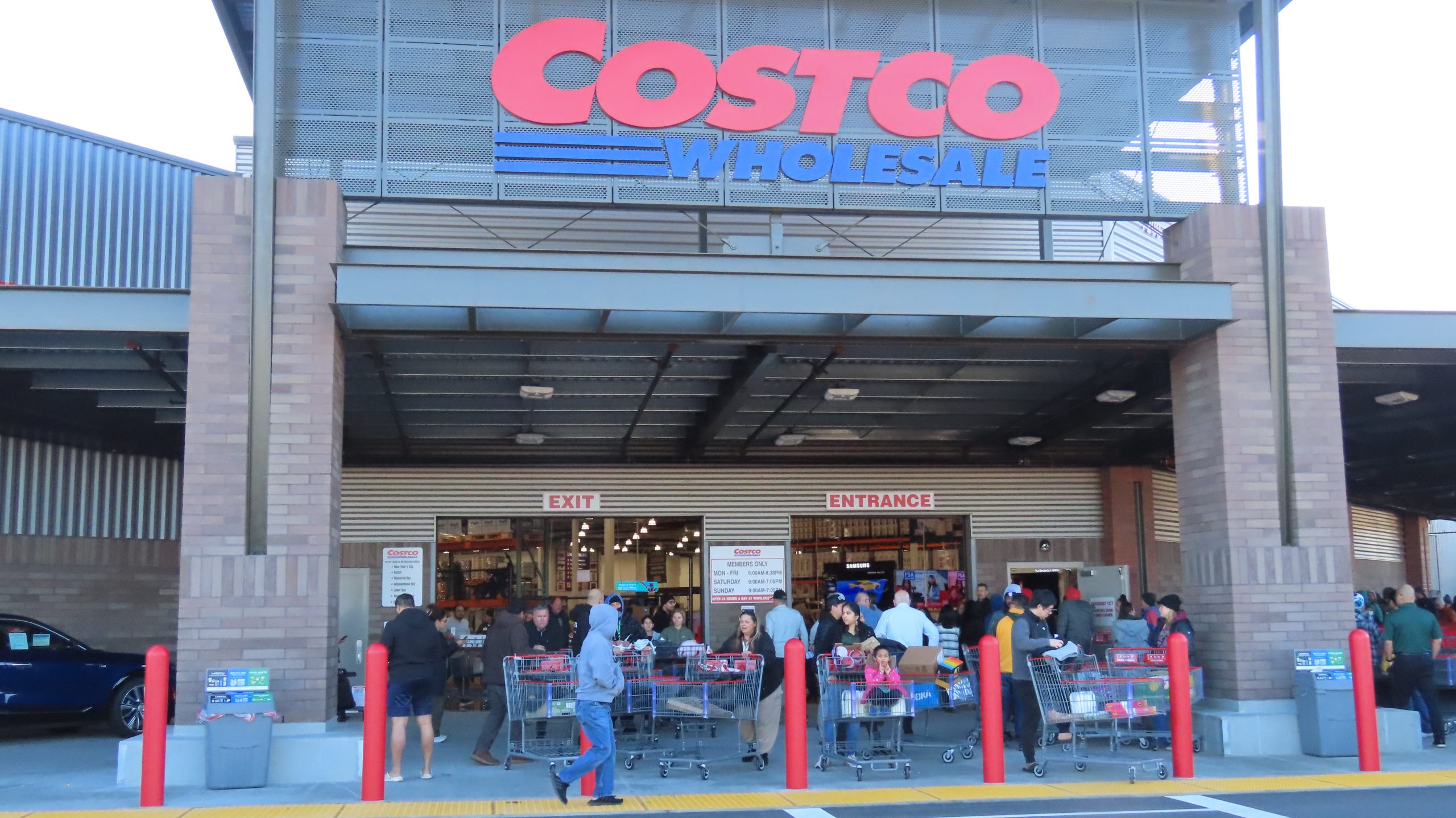 Pleasanton's first-ever Costco opens its doors - Pleasanton Weekly