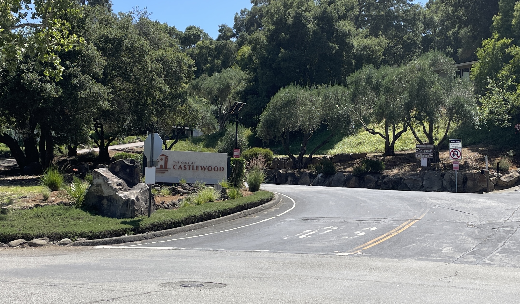 Alameda County, Castlewood leaders still debating disputed $1.4 million ...