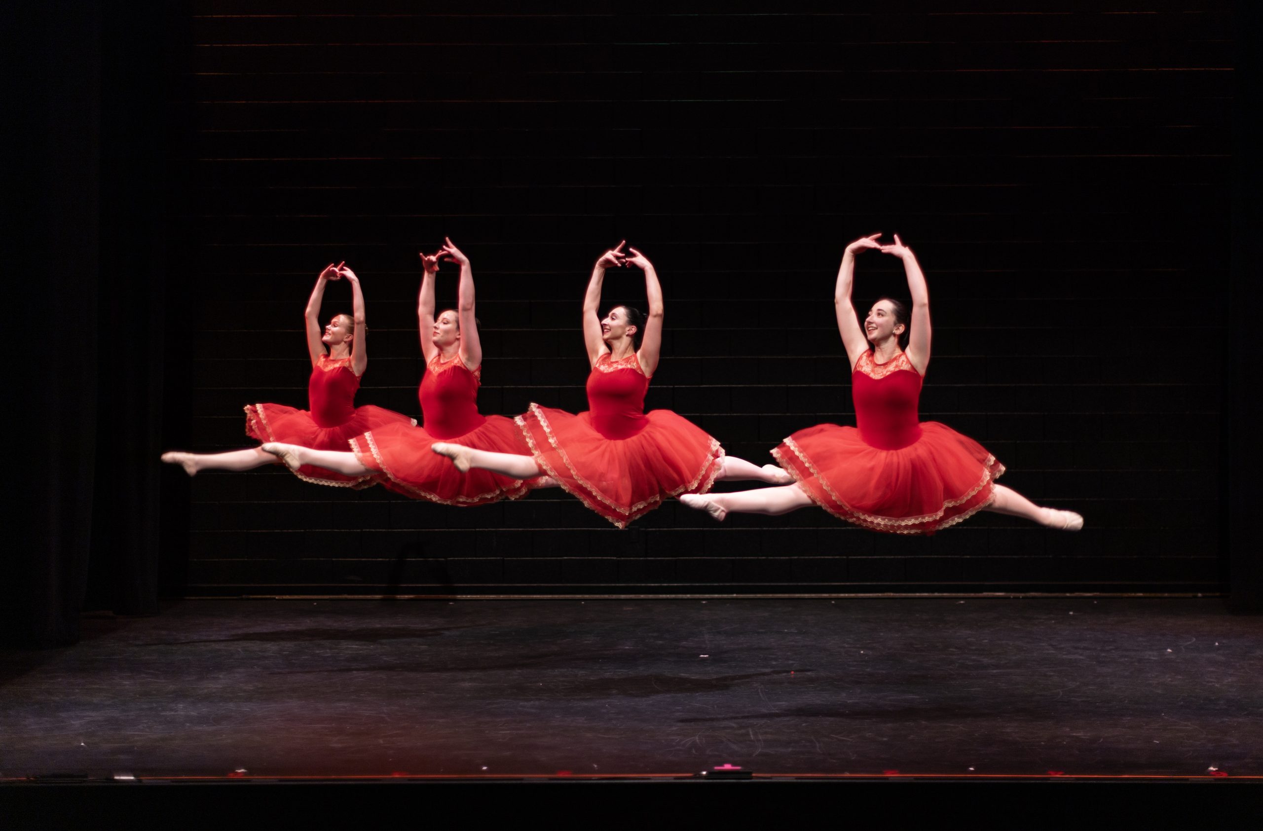 'Christmas with Ballet Roots' on Livermore High stage - Pleasanton Weekly